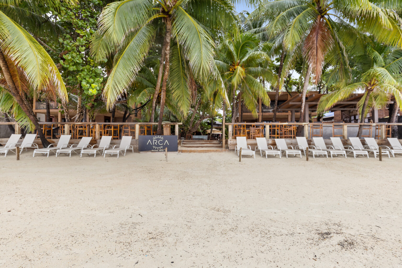 Beach Hotel Roatan | Hotel Roatan West Bay | Luxury Resorts Roatan