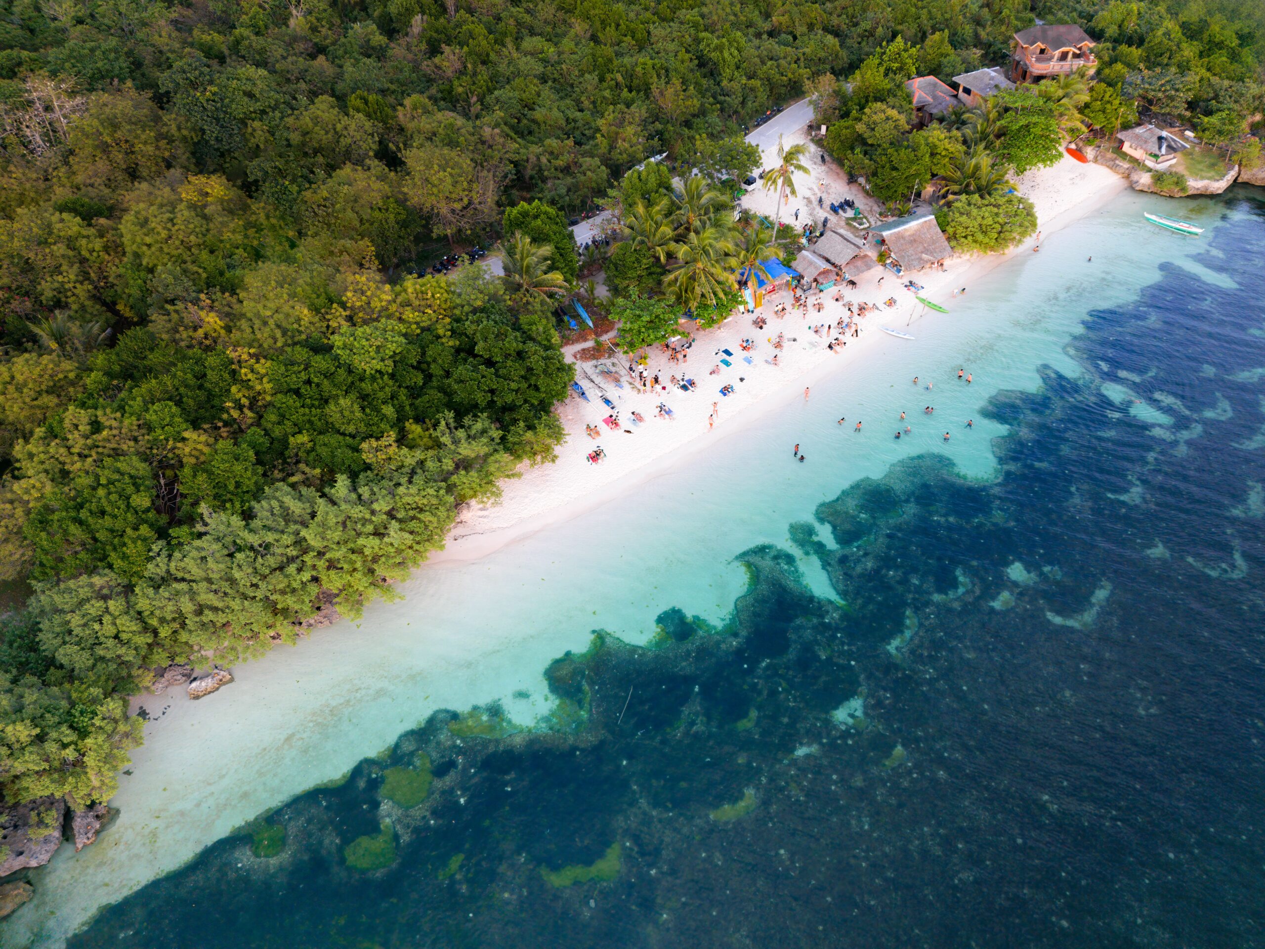 Best Hotels in Roatan Island | Arca Roatan | Hotels Honduras