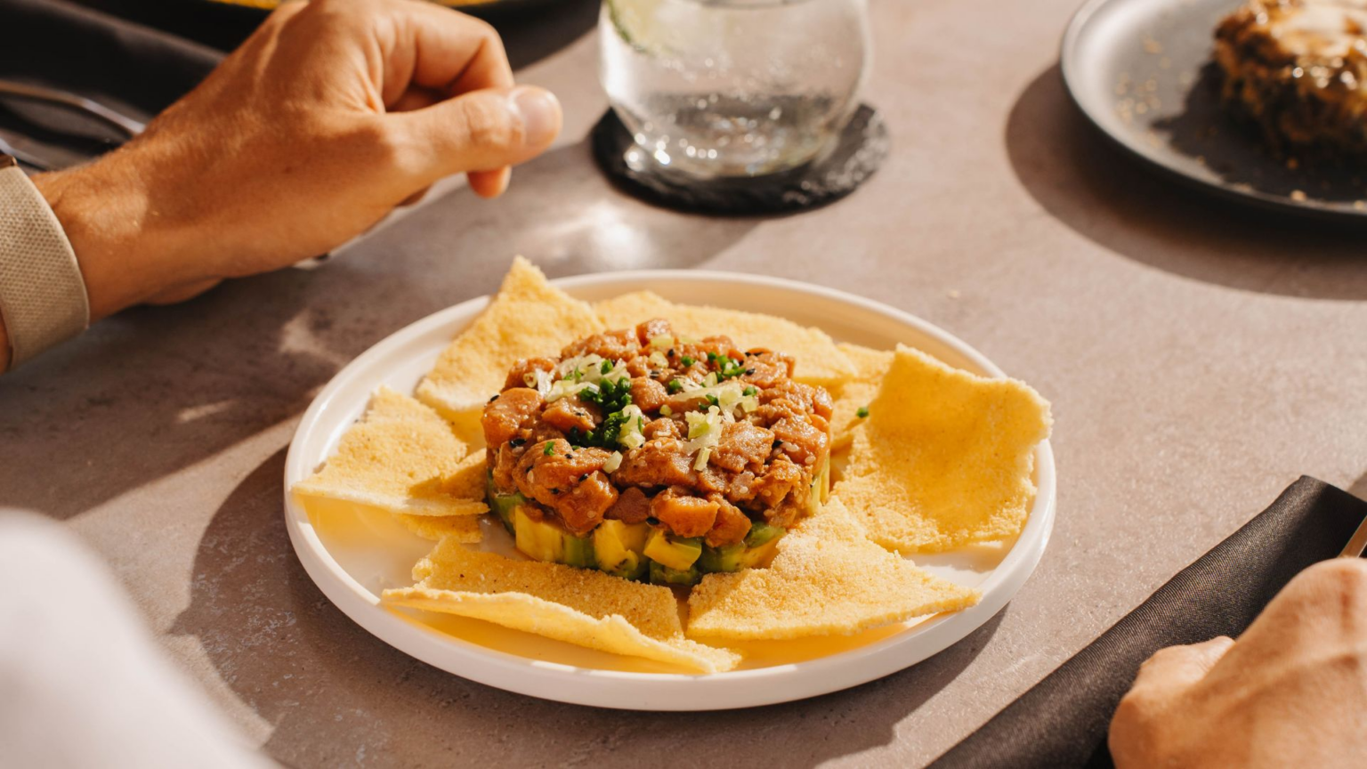 Roatan Dining Experience | Roatan Beachfront Dining | Arca Roatan